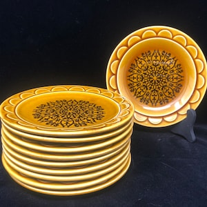 Coventry Castilian BREAD PLATES Set of 8 Granada Shape Gold Body Black ...