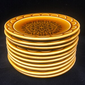 Coventry Castilian BREAD PLATES Set of 8 Granada Shape Gold Body Black ...