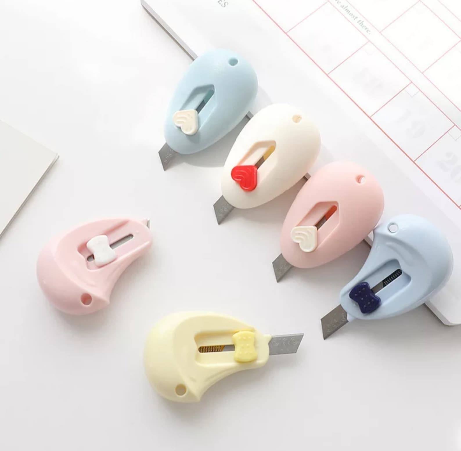 2pcs Mini Portable Utility Knife, Cute Chick, Love Heart Art Knife ...