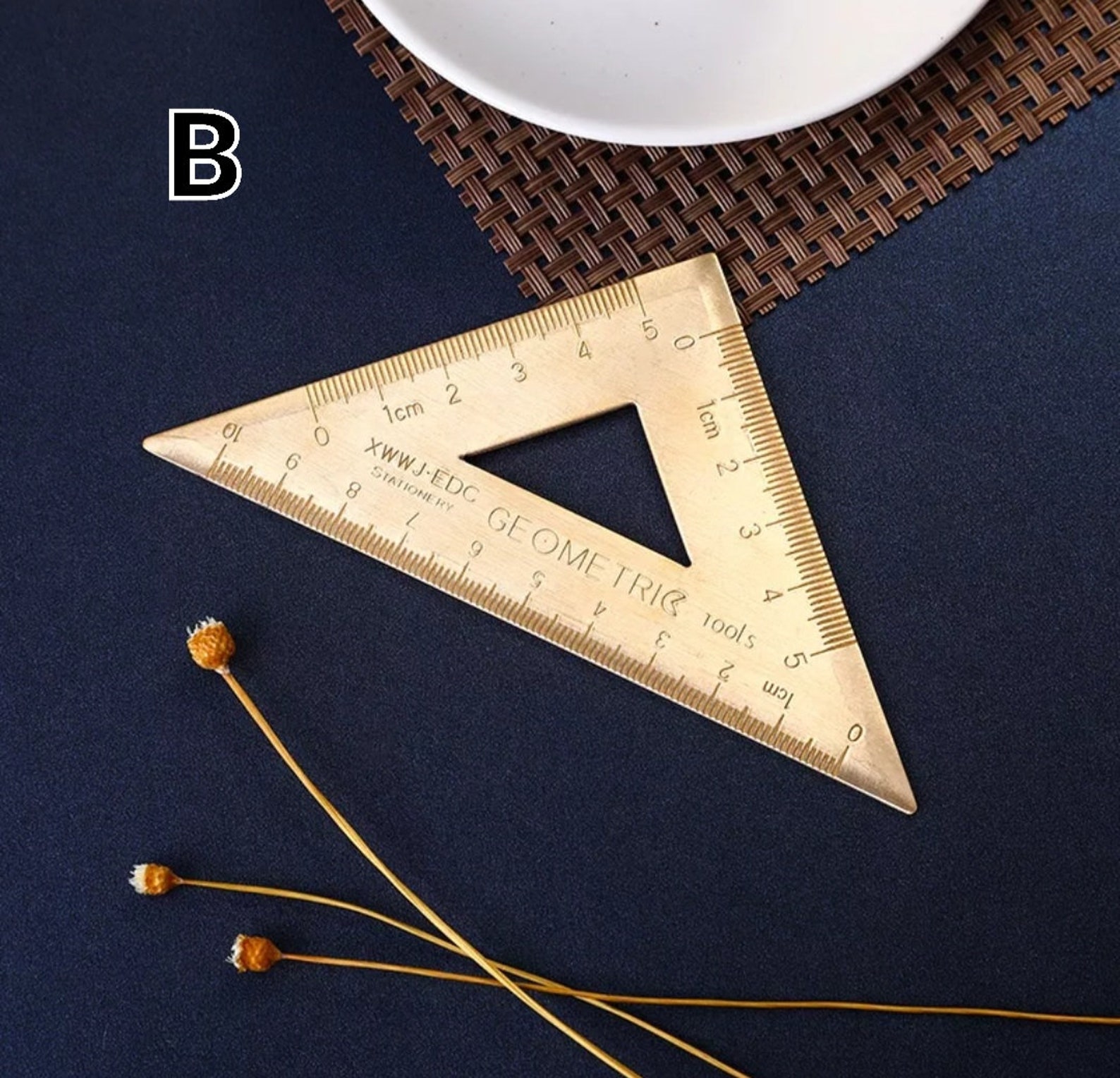 1pc Brass Triangular Ruler, Protractor, Isosceles Ruler, 12 Cm Brass ...