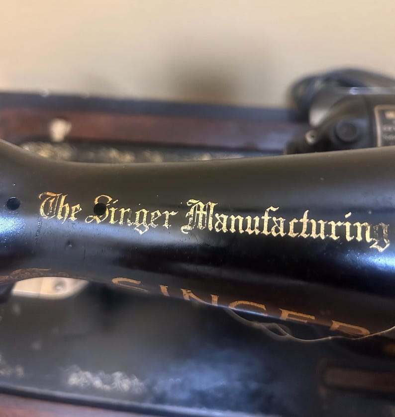Vintage 1920,s Singer Sewing Machine - Etsy