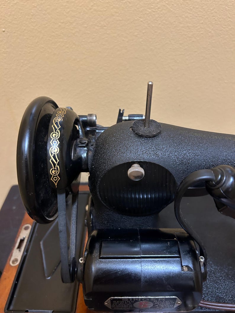 Vintage Singer Sewing Machine - Etsy