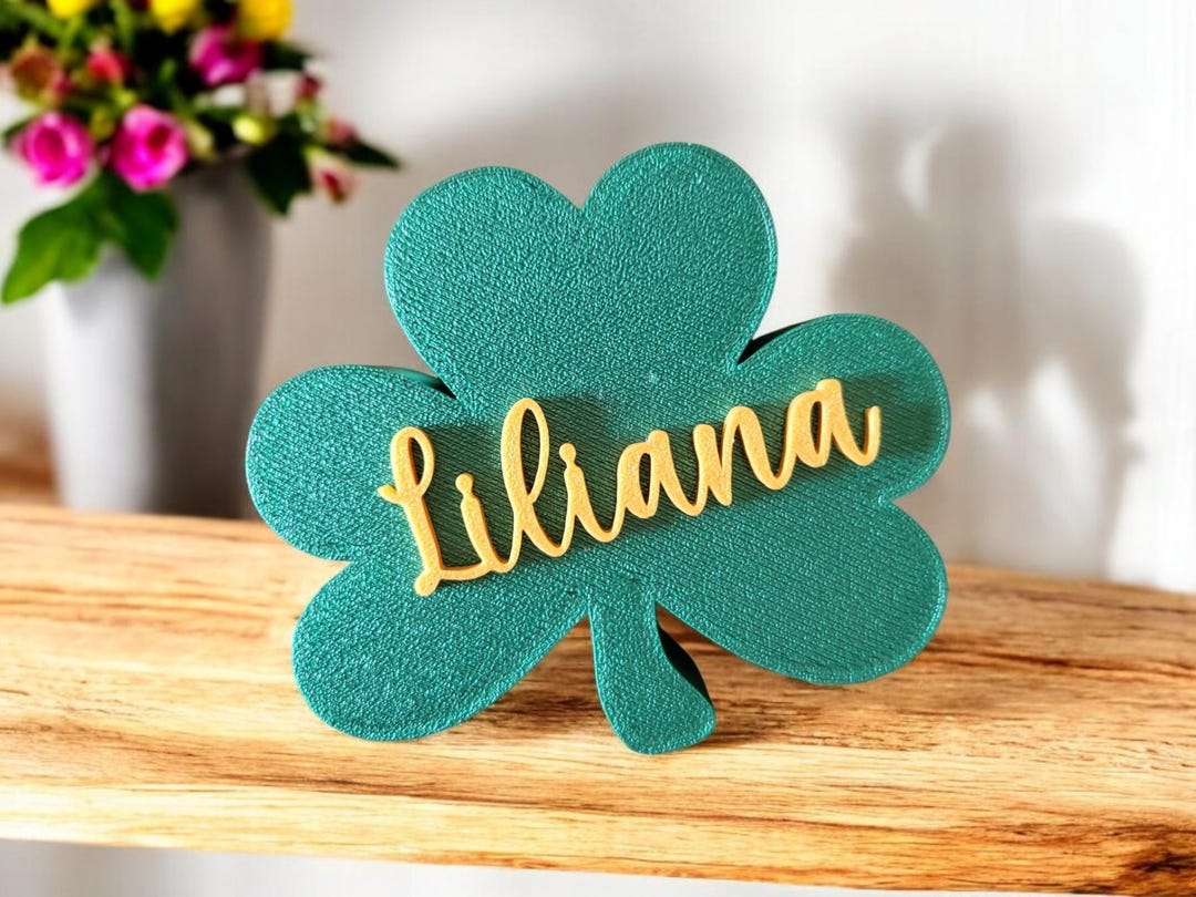 Freestanding Shamrock Sign | Custom Name Shamrock for St Patrick's Day ...