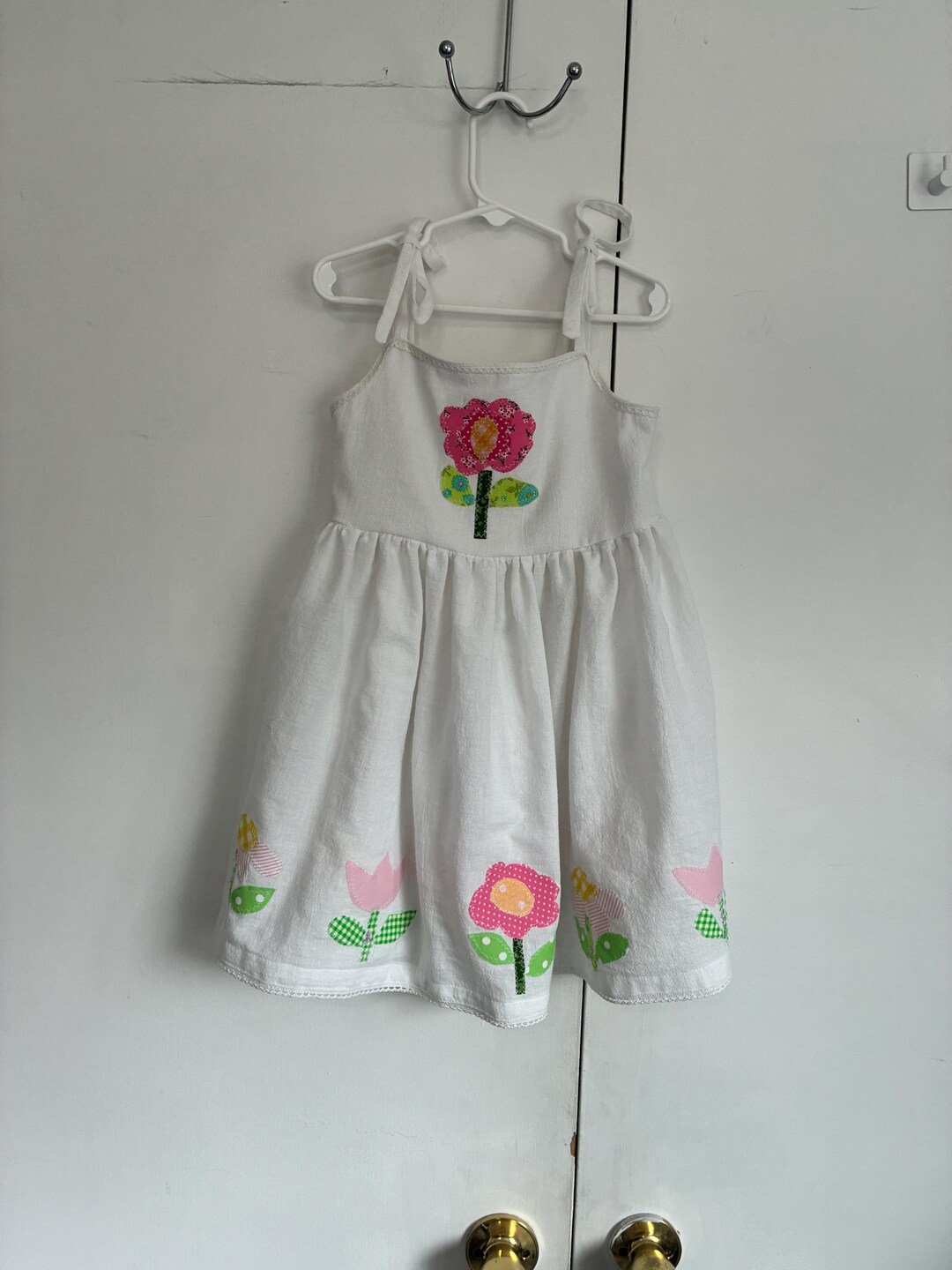 Little Girls Floral Appliqué Dress - Etsy