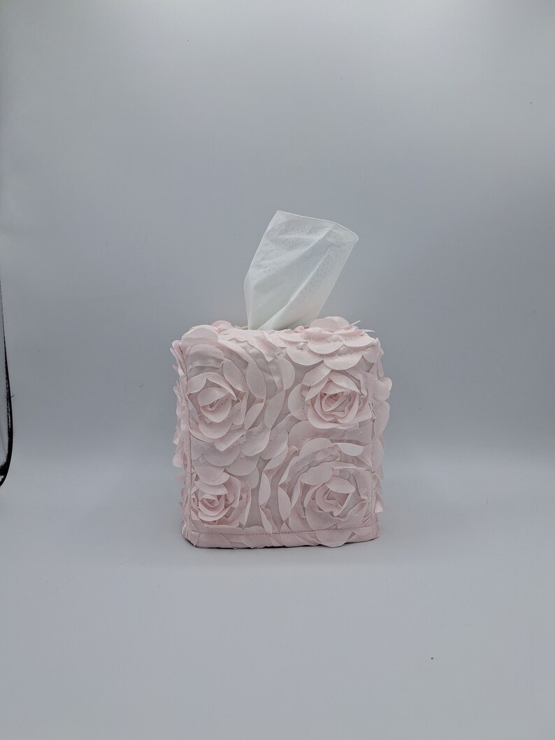 Tissue Box Cover Pink Roses Tissue Cover Bedroom or Bathoom - Etsy