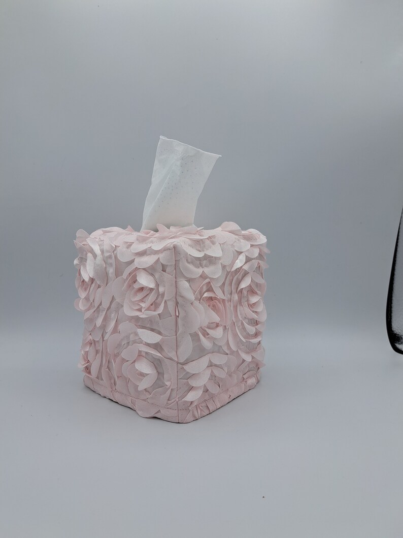 Tissue Box Cover Pink Roses Tissue Cover Bedroom or Bathoom - Etsy
