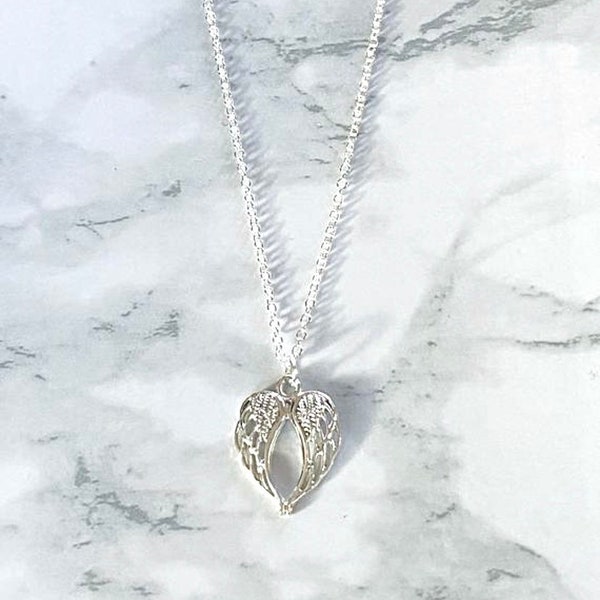 Angel Wing Necklace - Etsy