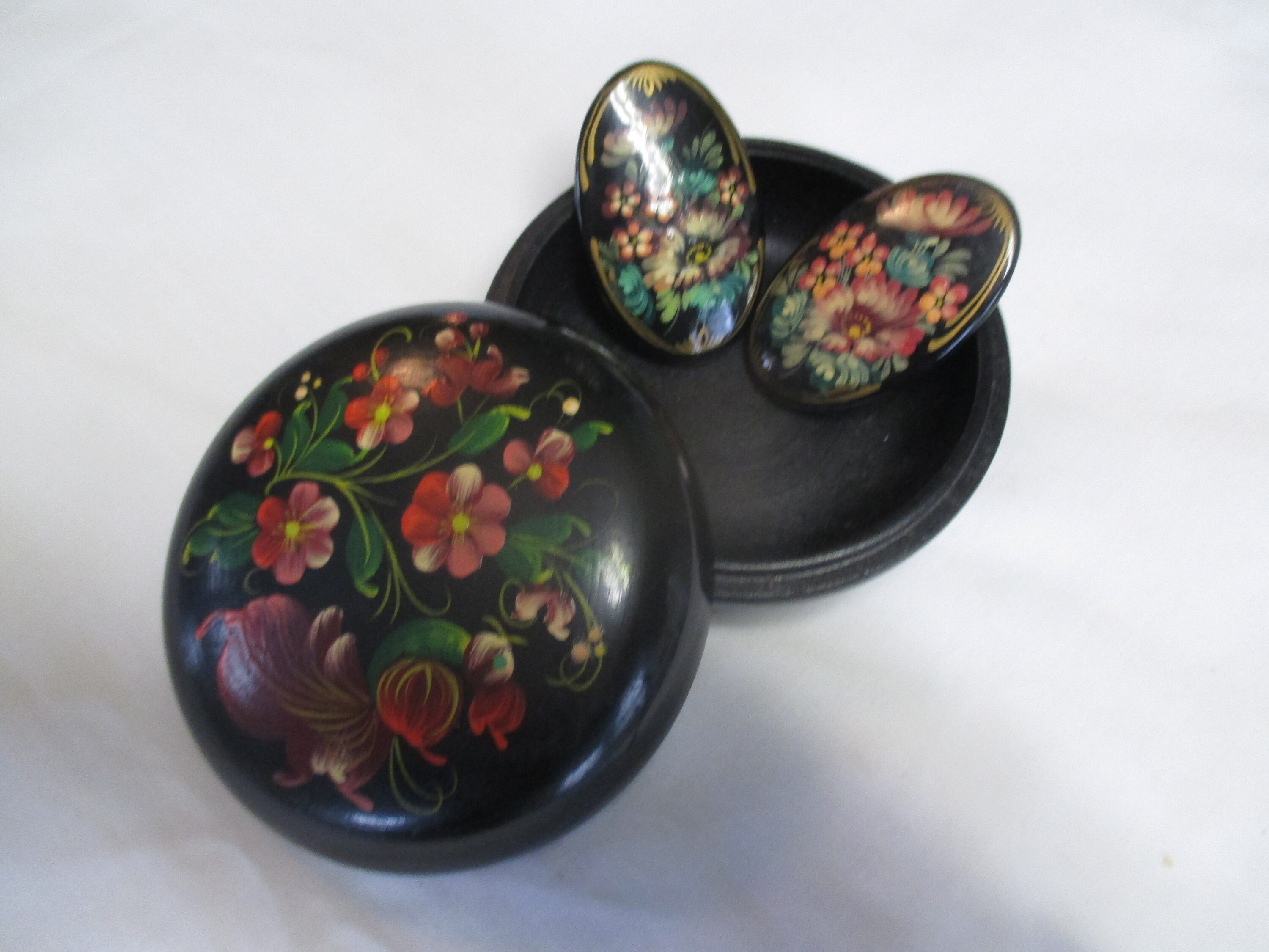 Vintage Ukrainian Hand Painted Trinket Box With 2 Pins - Etsy UK