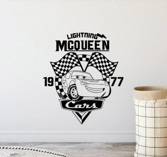 Lightning Mcqueen Wandtattoo Vinyl Aufkleber Auto Dekor Fenster Tur Kinderzimmer Geschenk Kinderzimmer Wand Kunst Eine Farbe Kein Hintergrund Aufkleber 3228 Etsy
