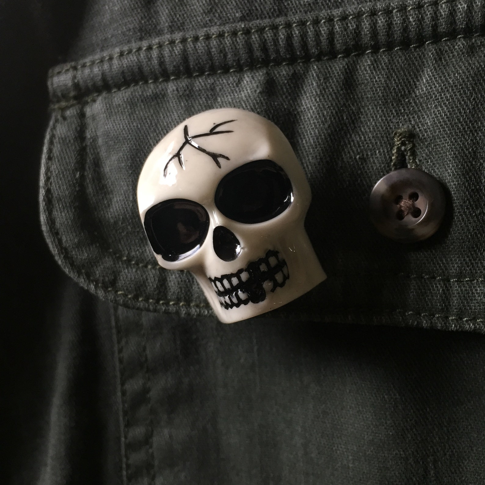 DEATH'S HEAD Handmade Resin Skull Pin (WHITE) - Etsy