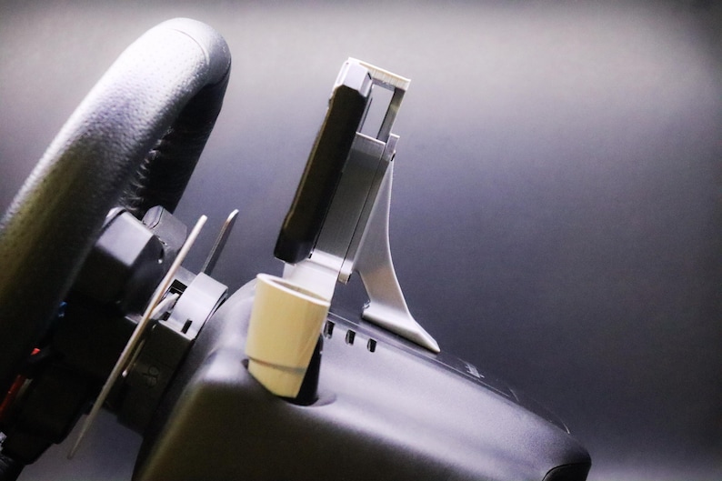 Spring Loaded Phone Mount for Logitech G29/G920/G923 | Driving Force ...