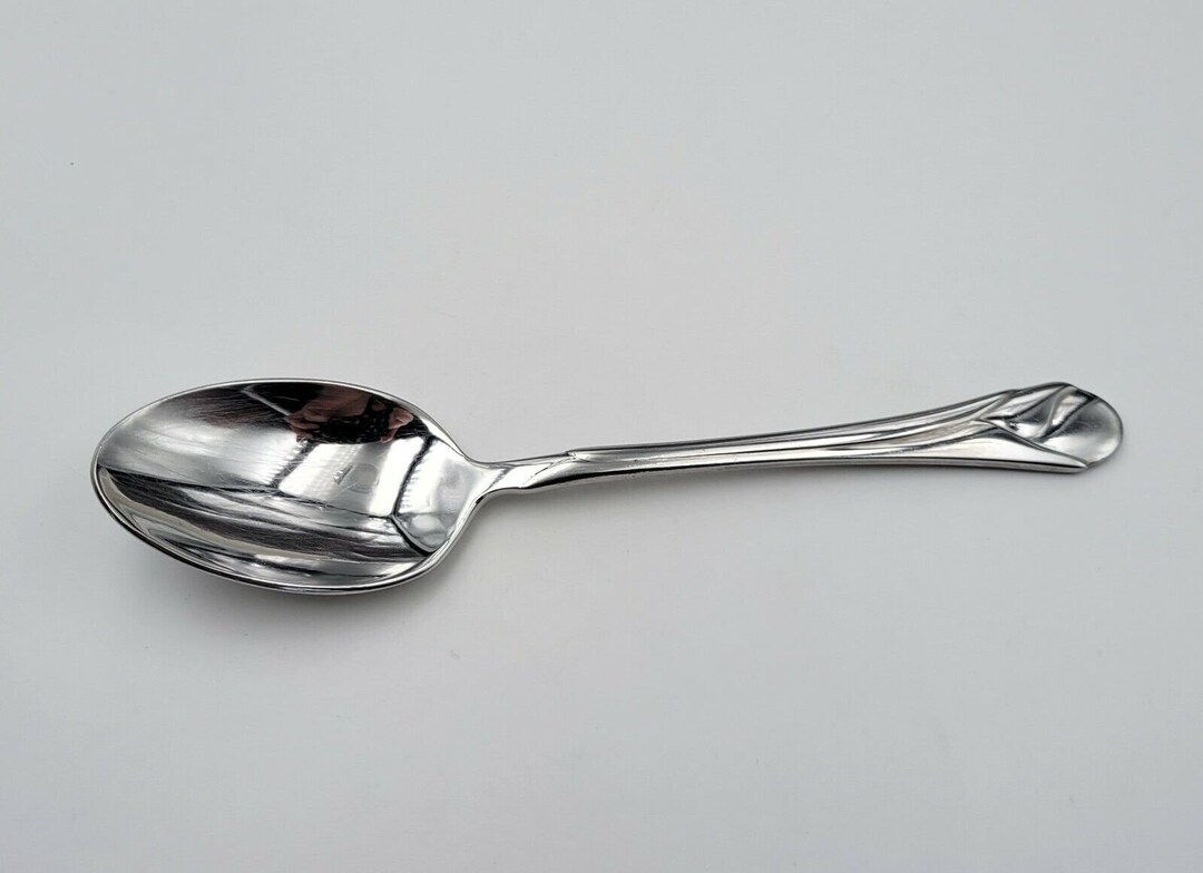Oval Place Soup Spoon ~ Sweet Pea by Mikasa Stainless Flatware ...