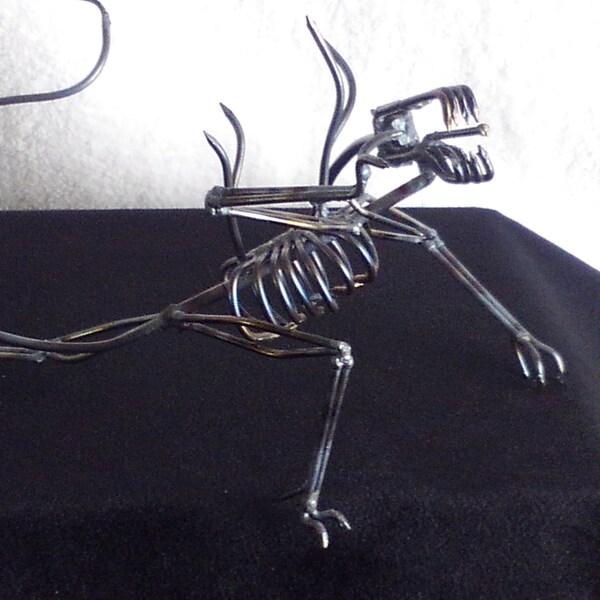 Xenomorph Metal Sculpture - Etsy
