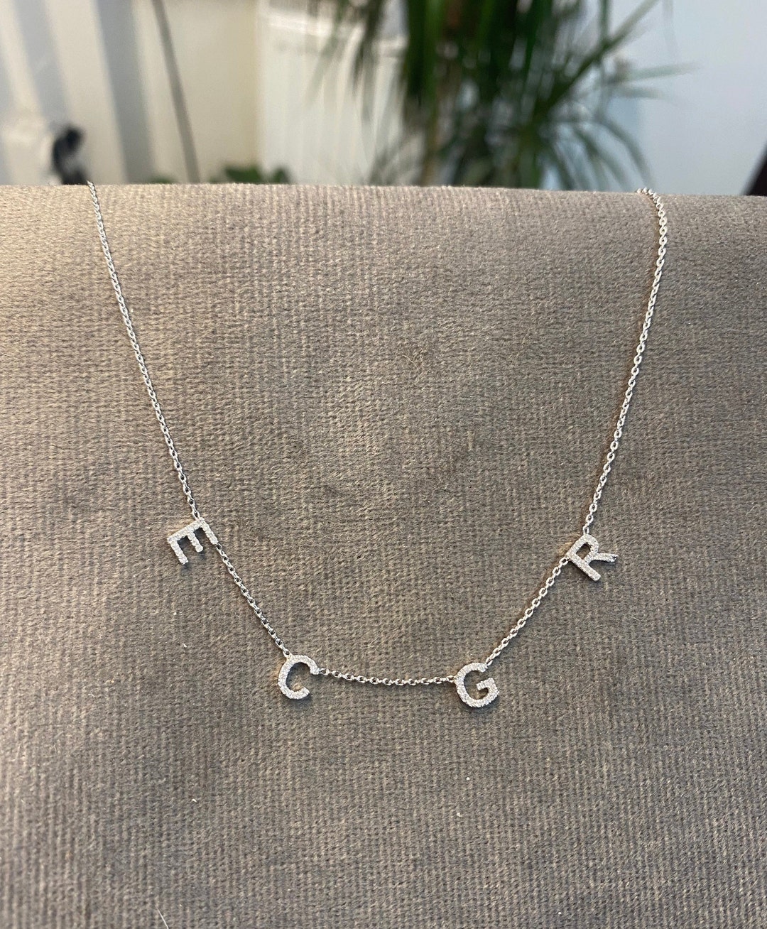 Collares de pavé inicial personalizados de 14K: hechos a mano con amor ...