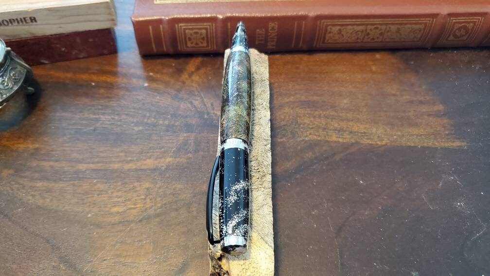 Moon Phases Maple Wood Pen / Verde y Negro / Pluma de madera / | Etsy