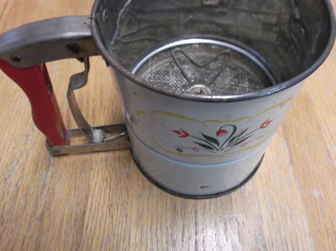 Vintage Androck Handi-i-sift Flour Sifter, Wooden Handle - Etsy