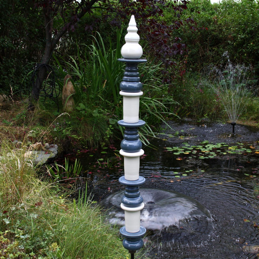 Ceramic Stele Slim Shape Blue and White Frost-resistant Garden Ceramics ...
