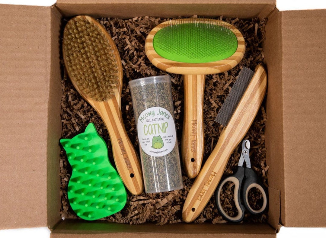 Cat Grooming Box: Brush Set With Catnip, Nail Trimmers - Etsy