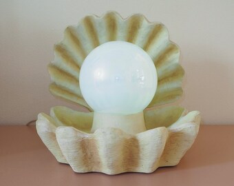 Clam Shell Lamp - Etsy
