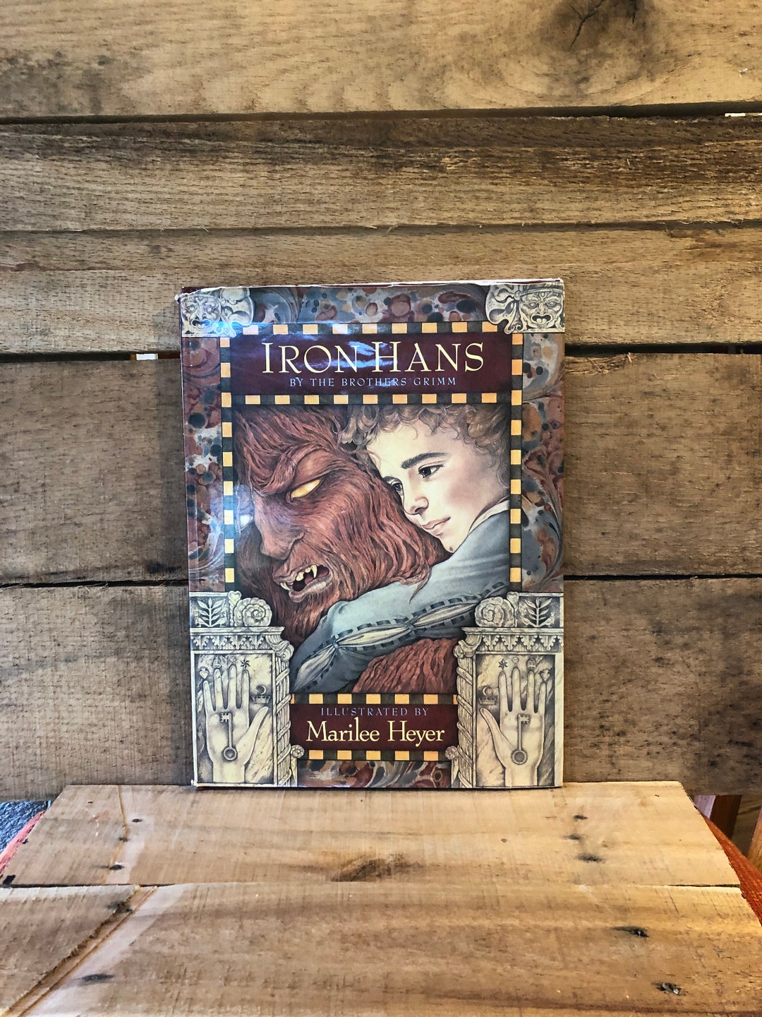 Iron Hans by the Brothers Grimm, Illustrated by Marilee Heyer: With ...