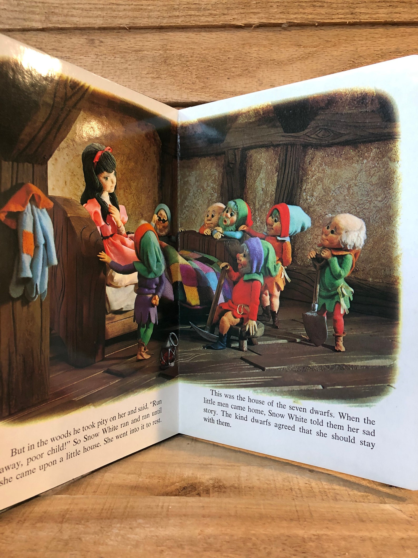 Snow White Snd the Seven Dwarves: A Puppet Storybook 1968 - Etsy