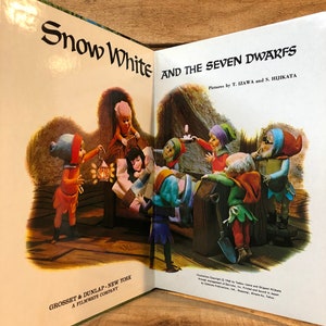 Snow White Snd the Seven Dwarves: A Puppet Storybook 1968 - Etsy
