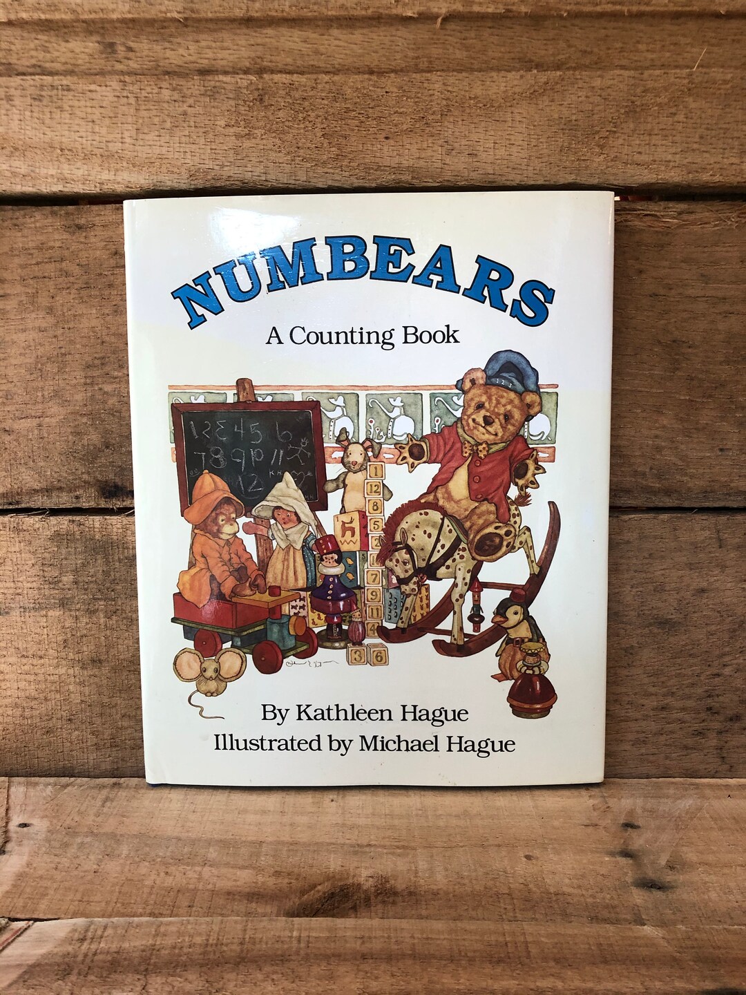 Numbears A Counting Book, Illustrated by Michael Hague: With Dust ...
