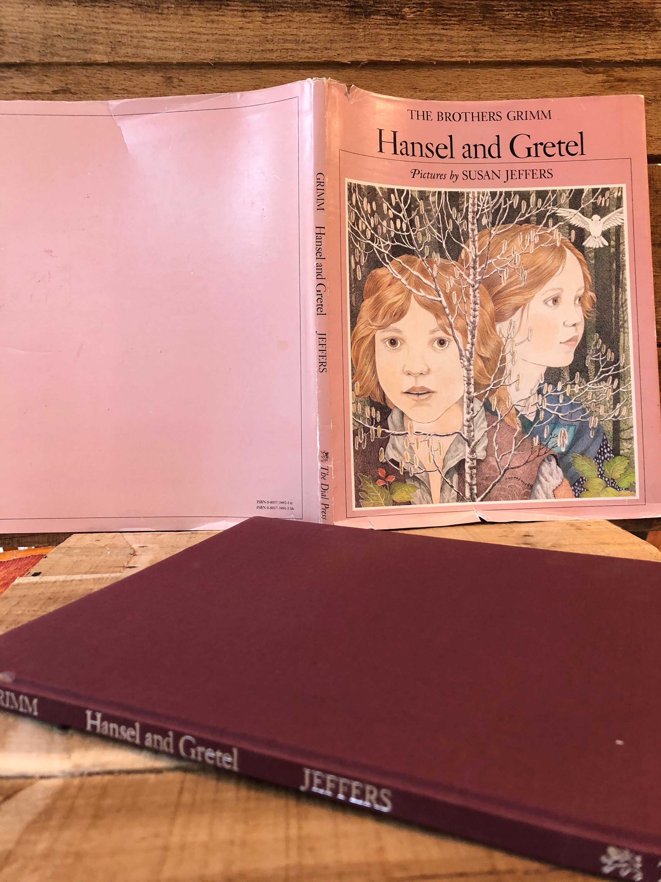 Hansel and Gretel Illustrated by Susan Jeffers: With Dust - Etsy