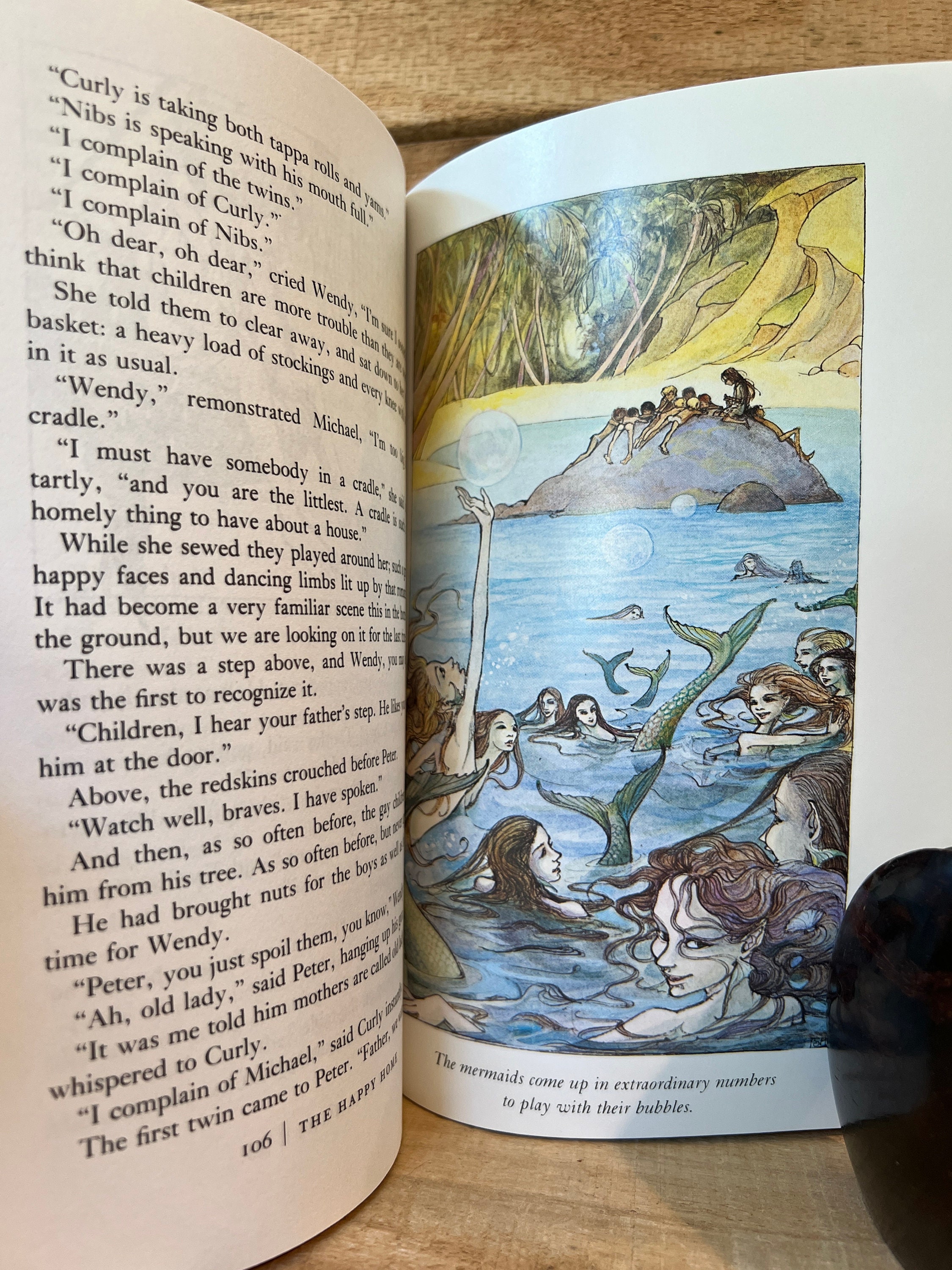 Peter Pan by J. M. Barrie, Illustrated by Trina Schart Hyman: Soft ...