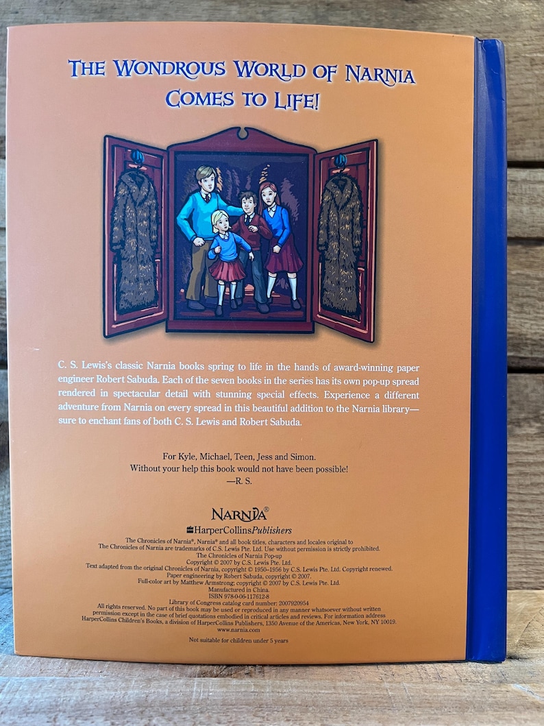 The Chronicles of Narnia, Art by Robert Sabuda: 2007 - Etsy