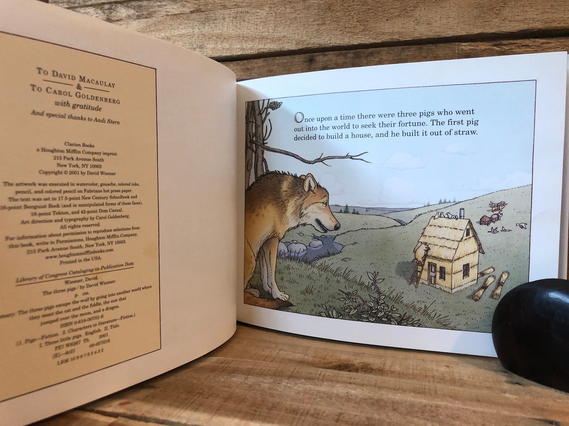 The Three Pigs by David Wiesner: With Dust Jacket 2001 - Etsy