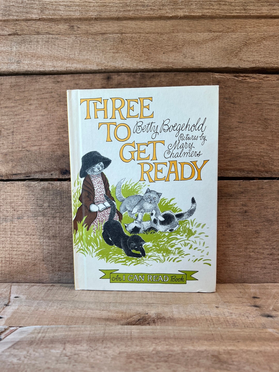 Three to Get Ready by Betty Boegehold, Pictures by Mary Chalmers: an I ...