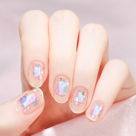 Graphic Design Nail Art / Dreamy Nail / 8S18 Fiesta / VIKA | Etsy