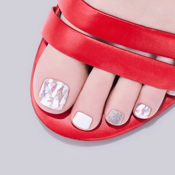 White Mother-of-Pearl Toe Nails / P00507 Shimmery /VIKA | Etsy