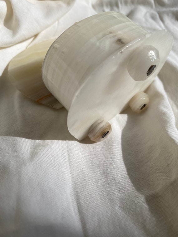 White Alabaster Trinket Box - Gem