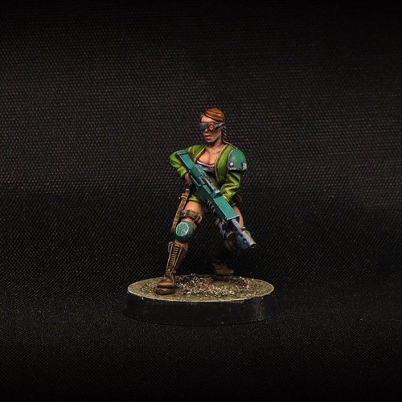 Female Corporal warhammer 40k 28mm miniature warhammer 40k | Etsy