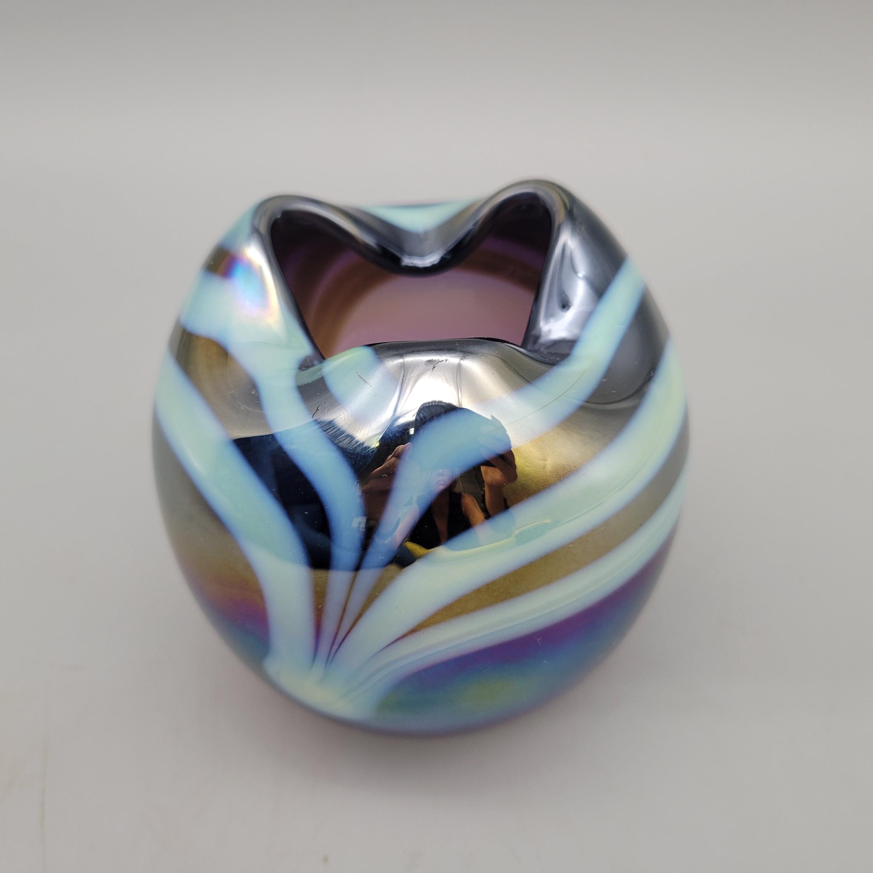 Vintage LEVAY Hand Blown Iridescent Art Glass Vase Signed Gary Levi ...