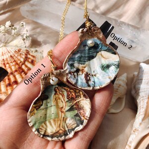 The Birth of Venus Scallop Shell Necklace - Etsy