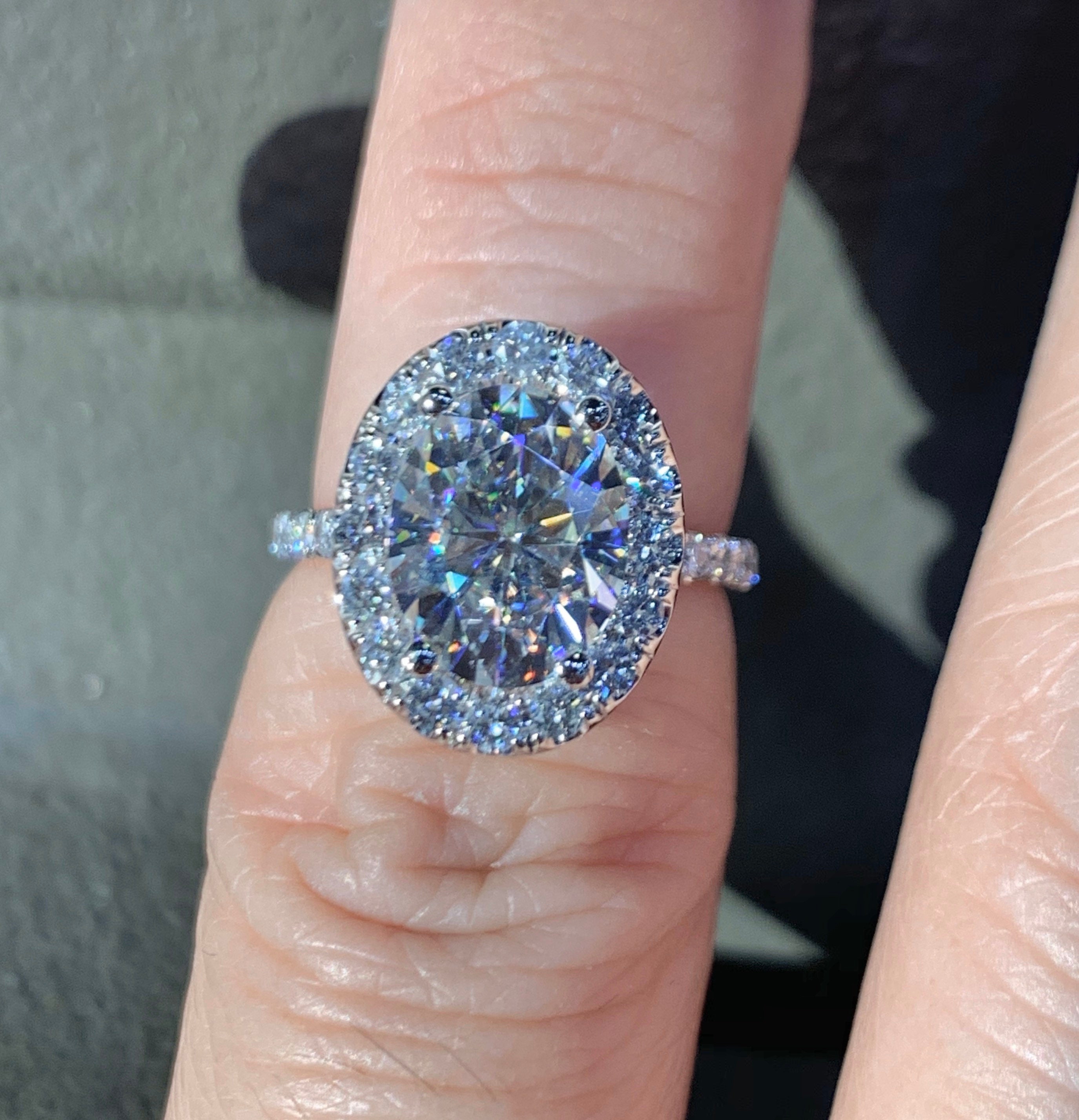 Oval Cut Halo Engagement Ring Oval Lab Grown Diamond Halo Ring Oval Halo Wedding Ring Etsy