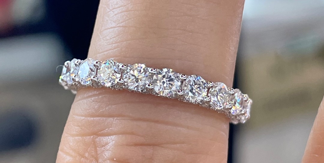 Diamond Eternity Band, Eternity Diamond Band, Round Diamond Eternity ...