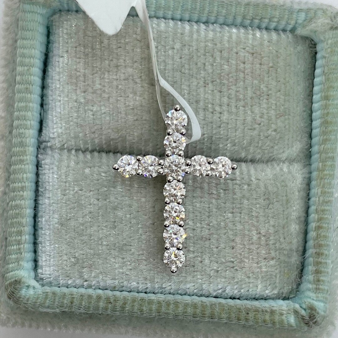 Cross Diamond Pendant, Beautiful Diamond Cross Pendant, 18K Gold ...