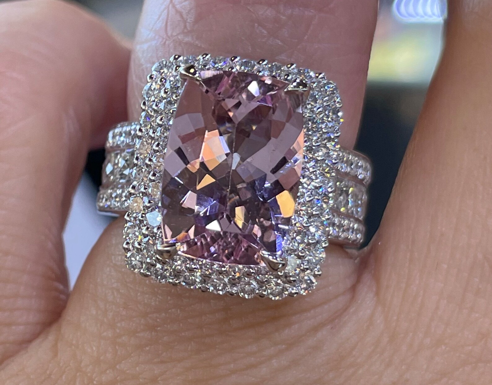 Cushion Cut Morganite Ring 18K White Gold Halo Morganite - Etsy