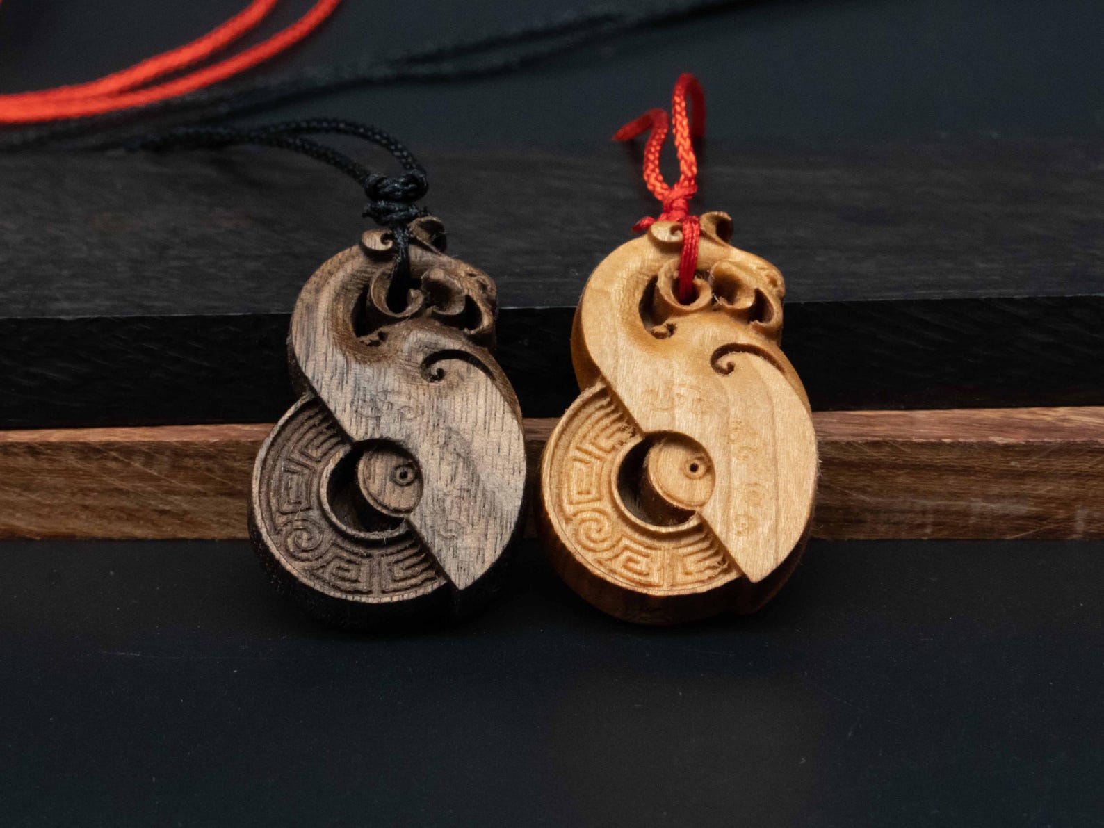 Pendentif Phoenix, pendentif en bois, collier phénix, sculpture sur ...