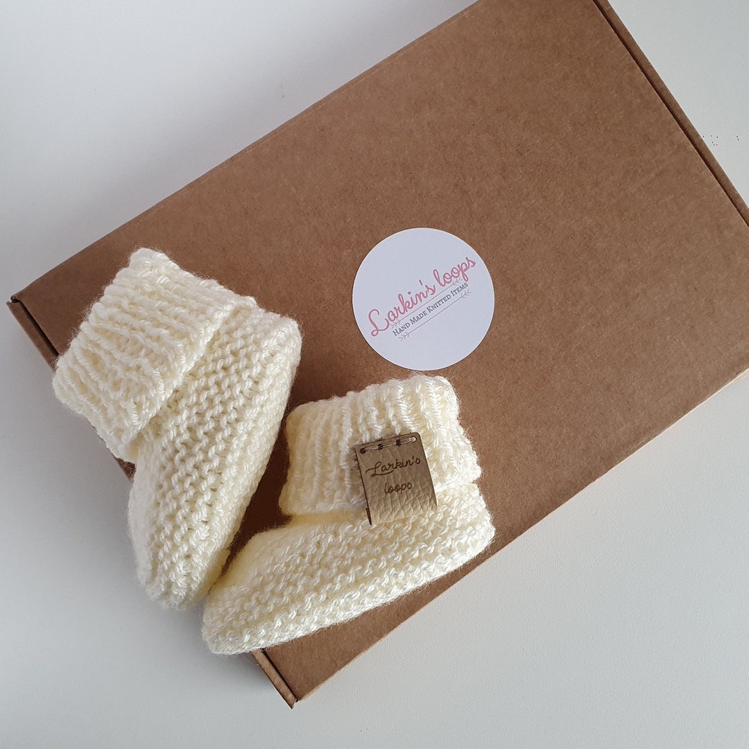 Knitted Baby Booties Cream Cot Shoes First Shoes 0-6 - Etsy
