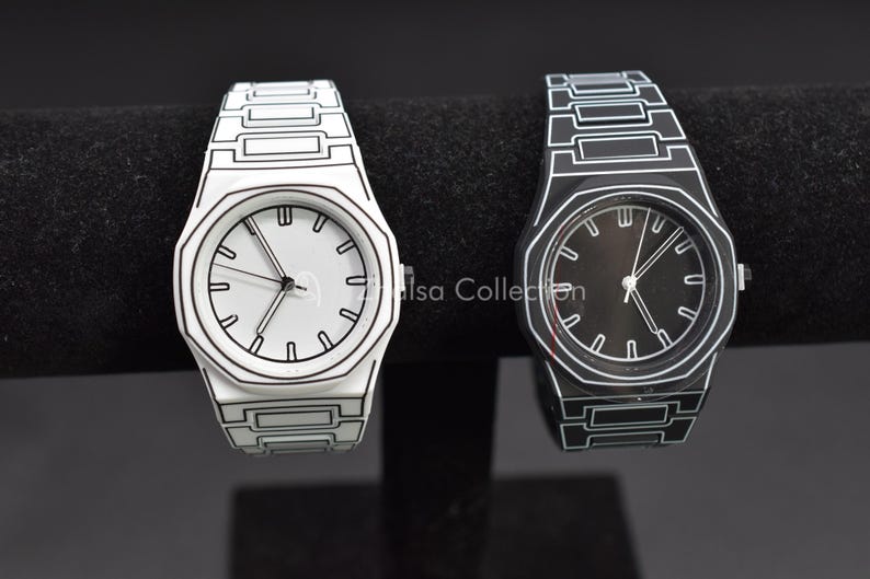 Lightweight Waterproof 2D "sketched Look" Art Watch Unisex (white/black ...