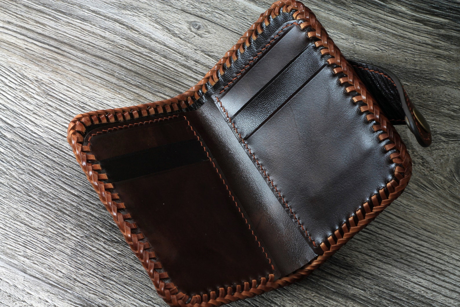 Leather wallet. Lion wallet. Hand Carved leather wallet | Etsy