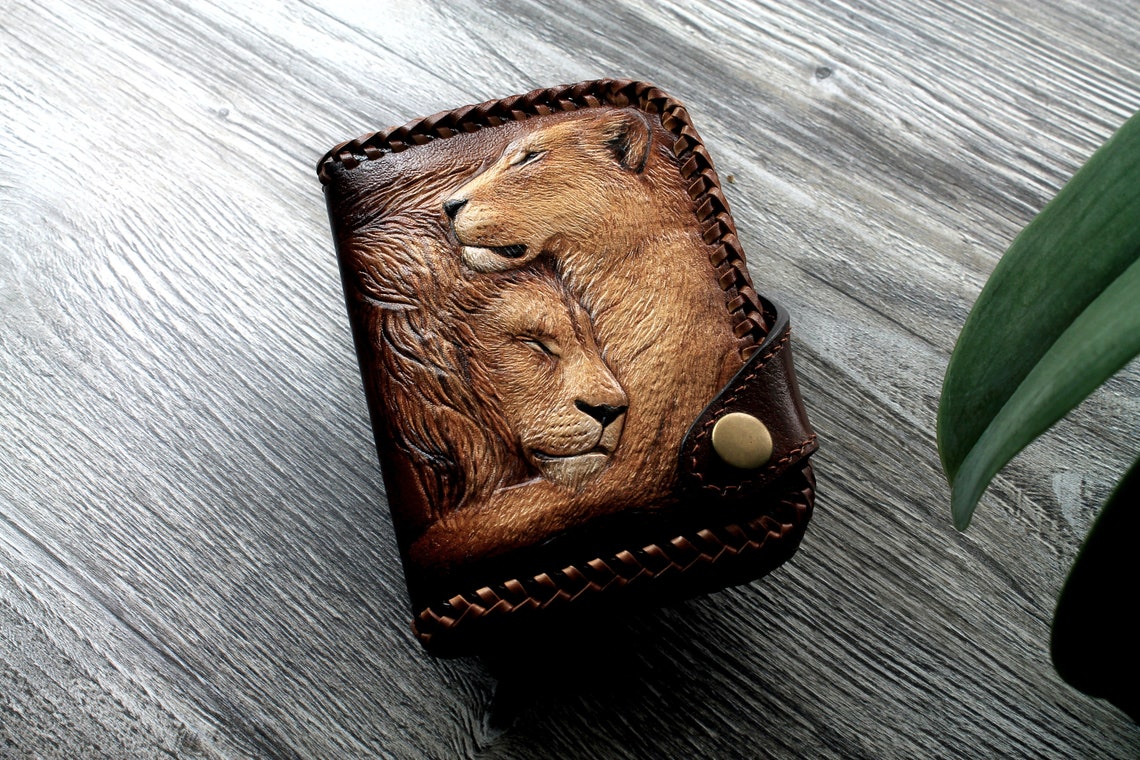Leather wallet. Lion wallet. Hand Carved leather wallet | Etsy