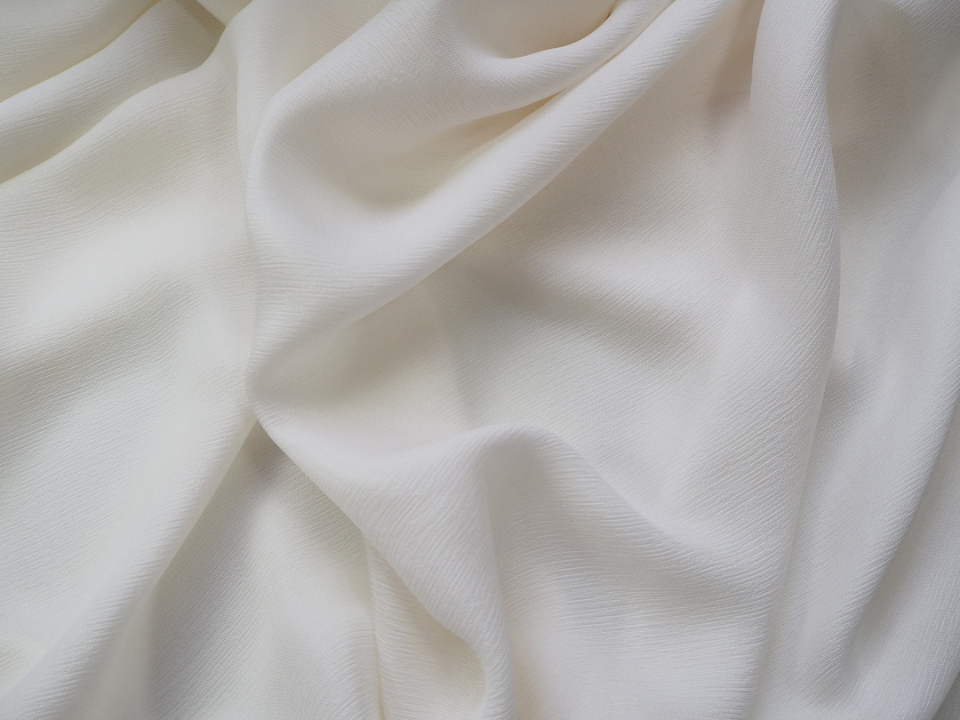 Bark Crepe 140 Cm White Crepe Silk Fabric - Etsy