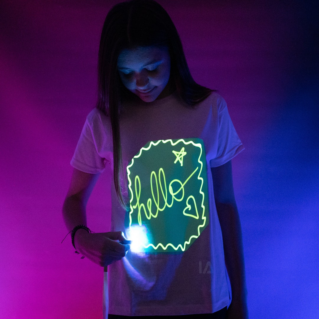 Children's Interactive Glow in the Dark T-shirt in Pink / Green Glow - Etsy