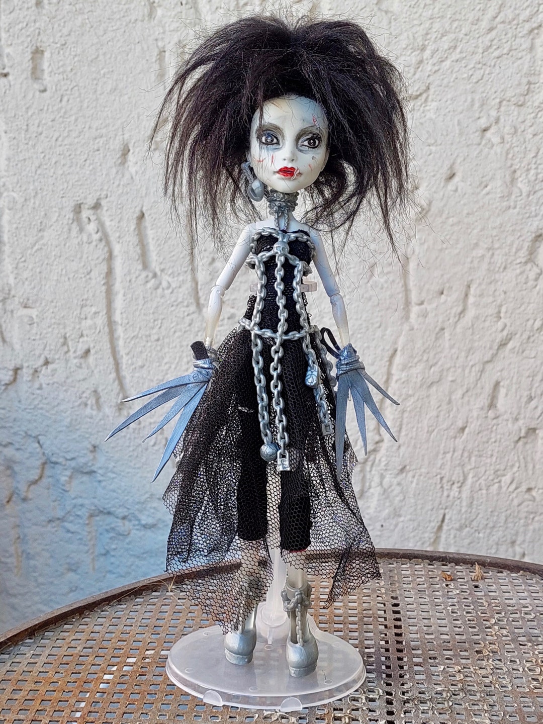 Monster High Repaint edwina Sister of Edward - Etsy